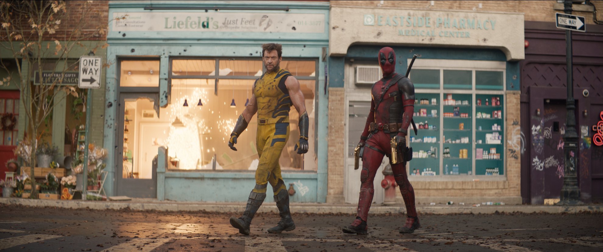 Marvel Studios Rilis Trailer dan Poster Terbaru untuk Film 'Deadpool ...