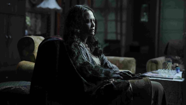 Review Tenung: Dramanya Kental dan Emosional, Tapi...